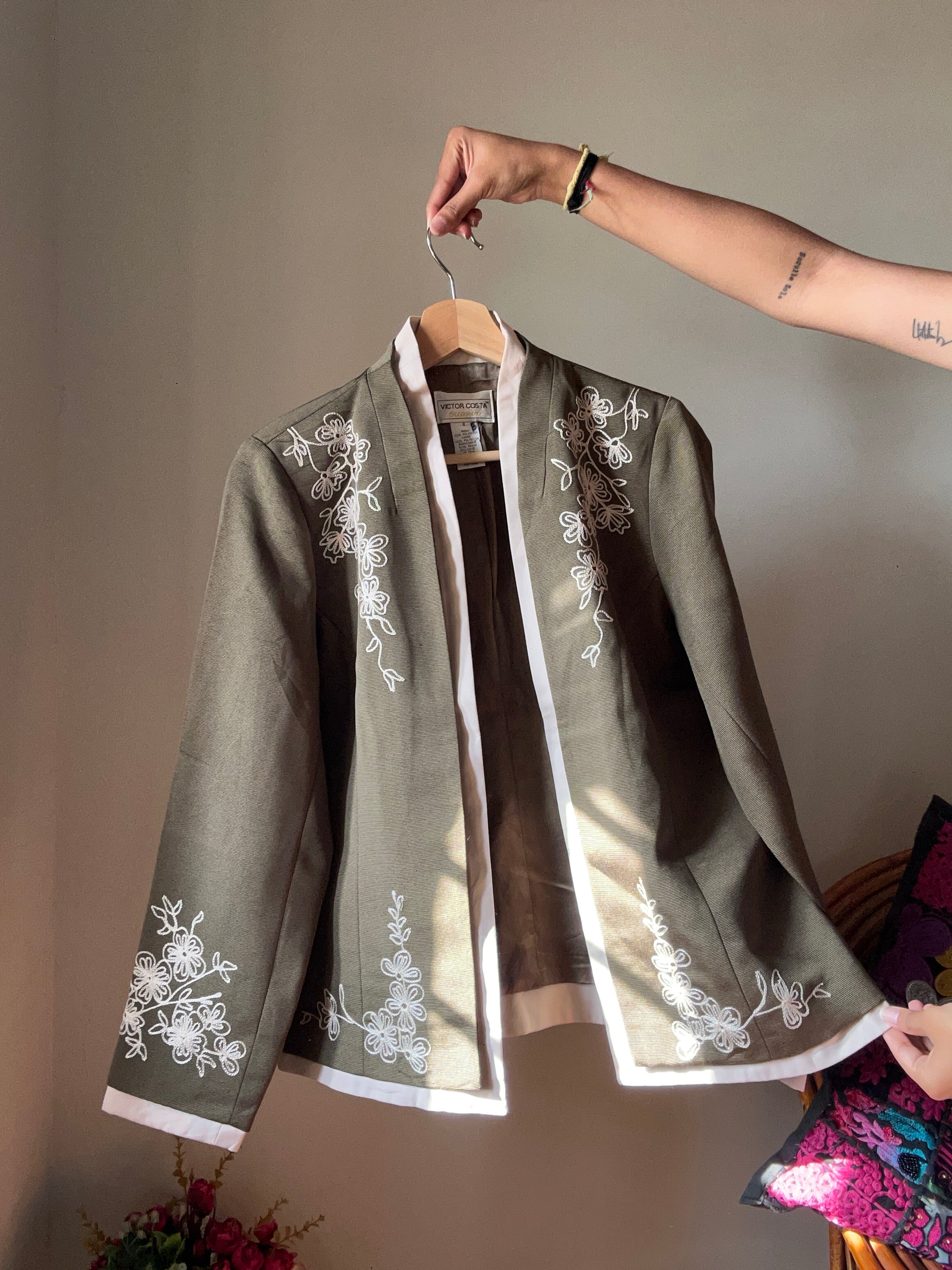 Victor Costa Vintage Shaket With Embroidery – Old Love Studios